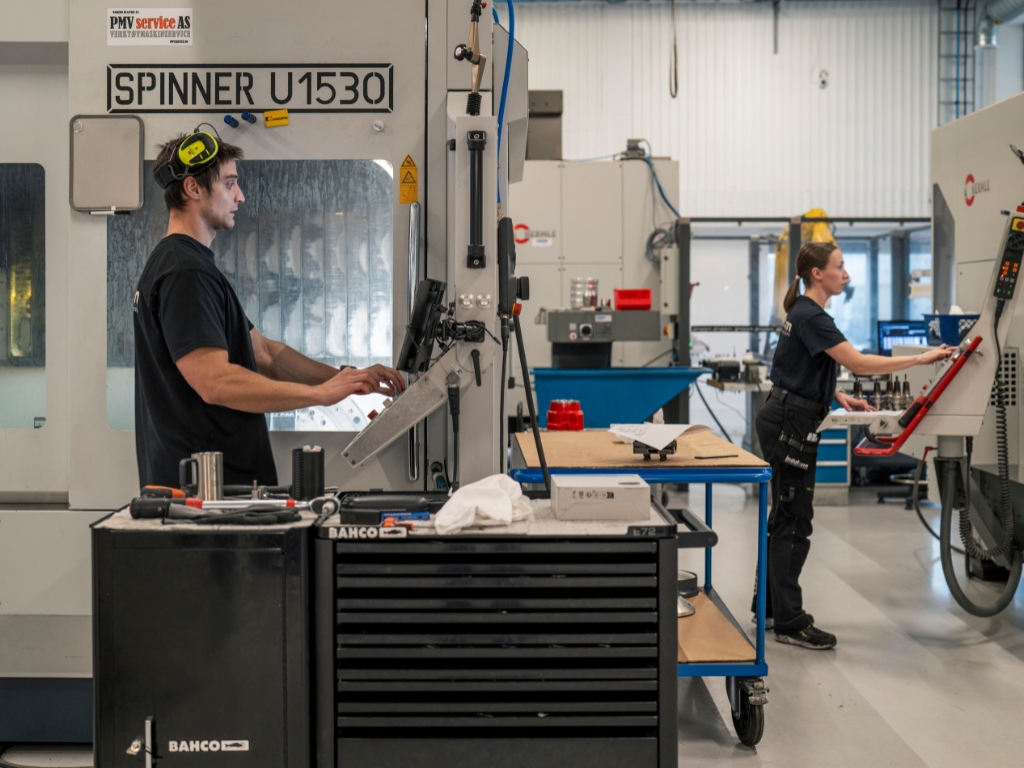 Induform AS – CNC-maskinering og presisjonsproduksjon | IPAC-partner